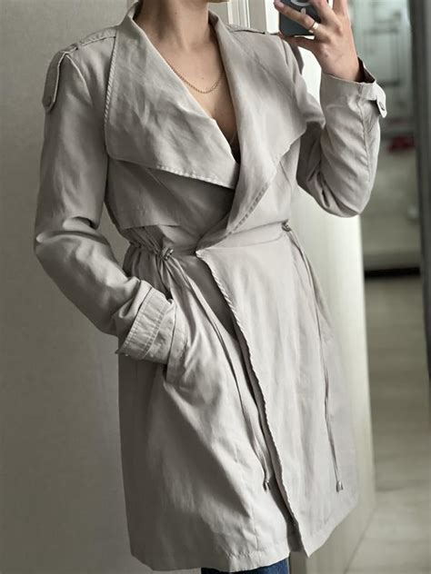 Плащ — цена 500 грн в каталоге Плащи Купить женские вещи по доступной цене на Шафе Украина