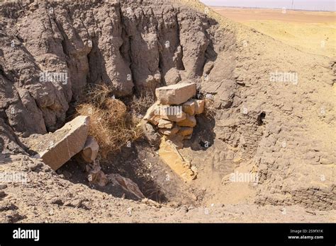 Egypt Meidum The Chapel Of Itet Is A Part Of The Mastaba Of Nefermaat