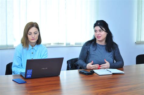 „ვერ წარმომიდგენია იცოდე რას აკეთებს რუსეთი უკრაინაში და მაინც მასთან ერთად ყოფნა გინდოდეს