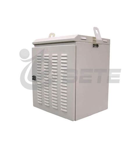 Weatherproof Electrical Cabinet Pole Mounted Outdoor Server Rack Box