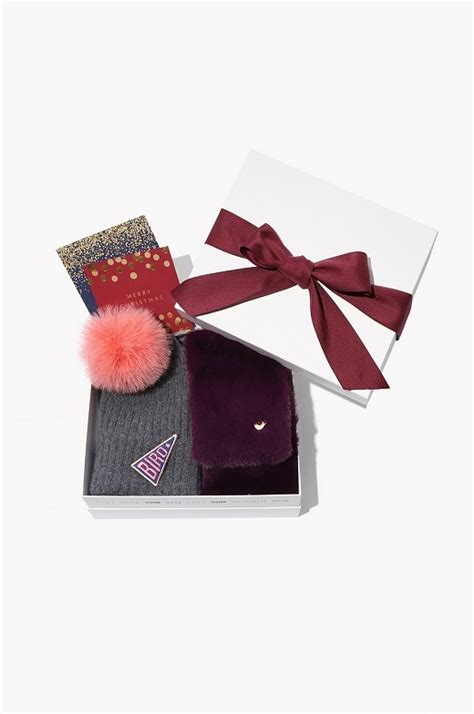 한섬 온라인 단독 상품 윈터 기프트 출시