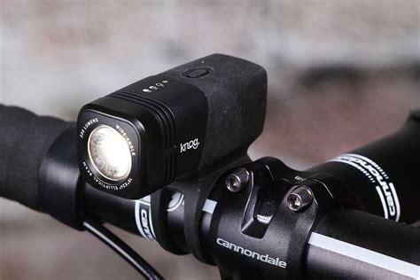 Review: Knog Blinder Arc 220 | road.cc