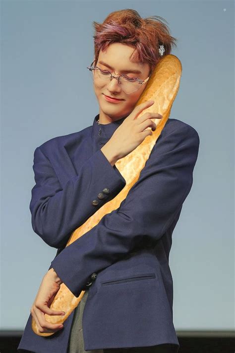 оди с батоном Певцы Мемы Легенды