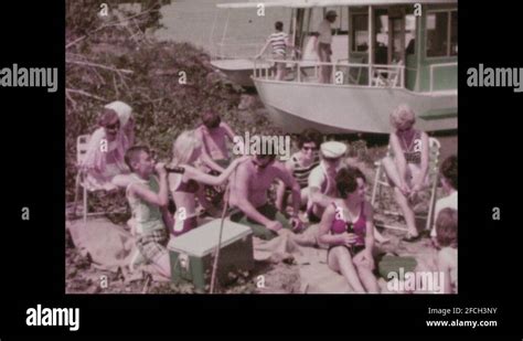 Cruising River Craft Stock Videos And Footage Hd And 4k Video Clips Alamy