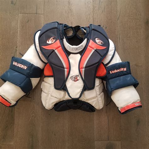 Vaughn V3 7500 Chest Protector Sidelineswap