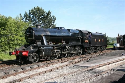 Solve Lms Stanier Class 8f 2 8 0 8274 At Toddington Jigsaw Puzzle Online With 176 Pieces