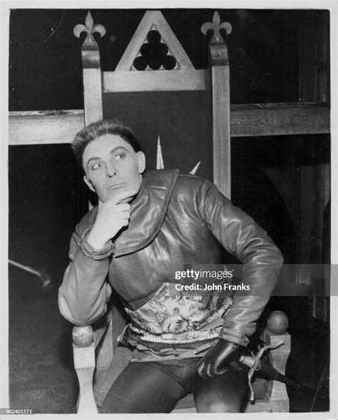 Actor Paul Daneman Is Costume As Richard Iii During A Dress News Photo Getty Images