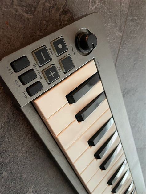 M Audio Midi Controller Keystation Mini 32 Hobbies And Toys Music And Media Musical Instruments