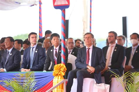 សម្តេចតេជោ ហ៊ុន សែន រំលឹកថា សម្តេចកិត្តិព្រឹទ្ធបណ្ឌិត រលូតកូនក្នុងផ្ទៃអស់ម្នាក់