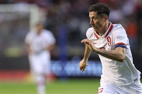 Lewandowski Promises To Help Barcelona ‘return To The Top Sportsdesk