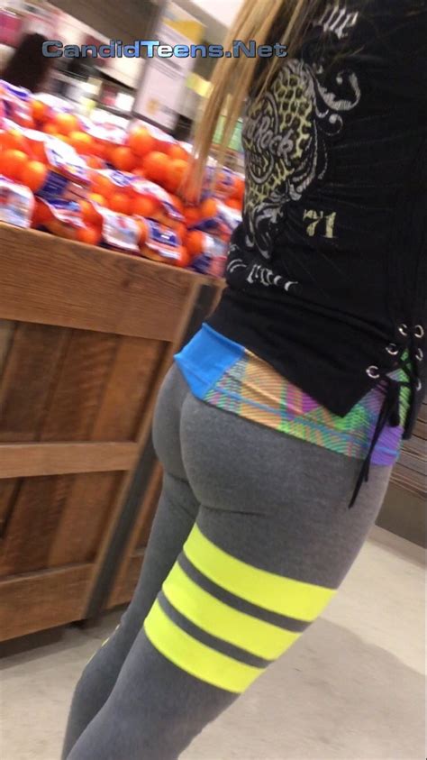 Little Teen Cute Butt Candid Teens