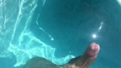 Hands Free Cumshot Swimming Pool Eporner