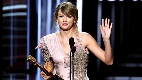 Imprévisible Taylor Swift Sengage En Faveur Des Démocrates Aux