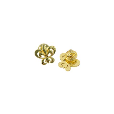 Small Pins With Needle Gold Relais And Châteaux