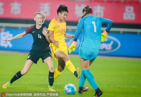 U16女足5 4胜美国夺冠 张琳艳补时绝杀
