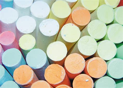 사소한 역사 석회 가루로 만들어 200년 전 국민 교육하면서 교실에 등장 프리미엄조선