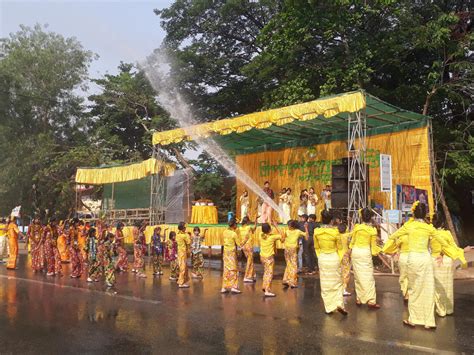 ညောင်လေးပင်၌ မြန်မာ့နှစ်သစ်ကူးမဟာသင်္ကြန် ဗဟို‌ရေကစားမဏ္ဍပ်ဖွင့်လှစ် Information And Public