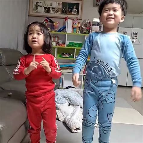 나는~유치원에 갑니다 Youtube