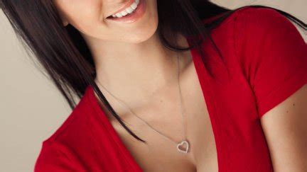 Talia Shepard Women Model Smiling Brunette Cleavage Women Indoors