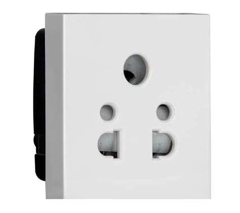 5 Pin Socket At Best Price In Ghaziabad Id 26891892262