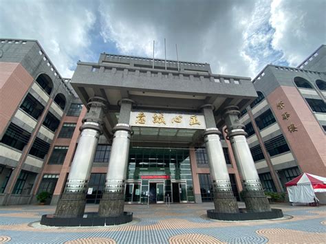 2020 崇仁護校 教師研習會 國立虎尾科技大學 資訊工程五專