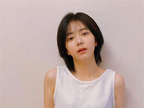 ปักพินโดย Cherry บัวรัตน์เจริญ ใน Tang Songyun ผมสั้นเกาหลี ทรงผมใหม่ ไอเดียทรงผม