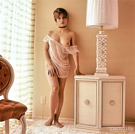 Naked Donna Michelle Added 12 06 2017 By Manuros72