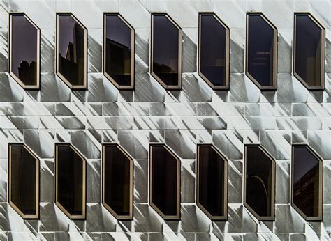 Different Dimensions Scrolller