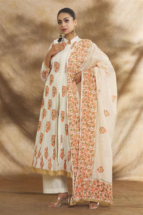 Buy Peenacolada Cream Mulmul Floral Print Kurta Set Online Aza Fashions