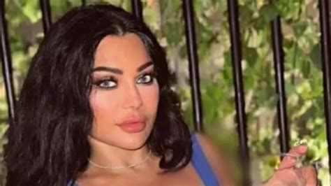 سعر صادم لحزام هيفاء وهبي الأصفر