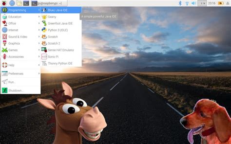 Raspberry Pi Os 现在将提供两个版本：稳定版和 旧版”