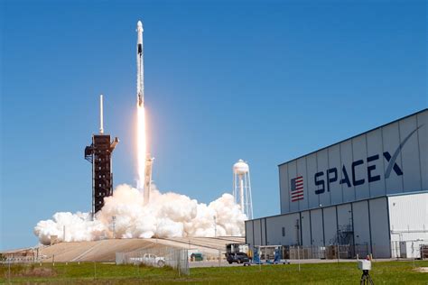 Spacex 22 Starlink Uydusunu Daha Uzaya Gönderdi