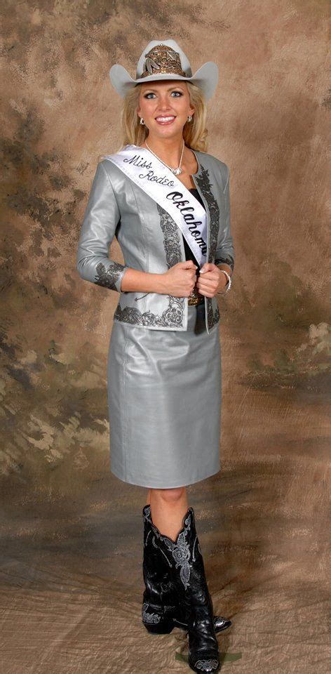Lauren Heaton Miss Rodeo America 2015 Wearing Rhinestones And Rodeo
