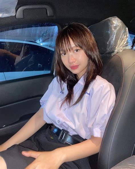 Pin Auf Girl Students Pin Auf Girl Students