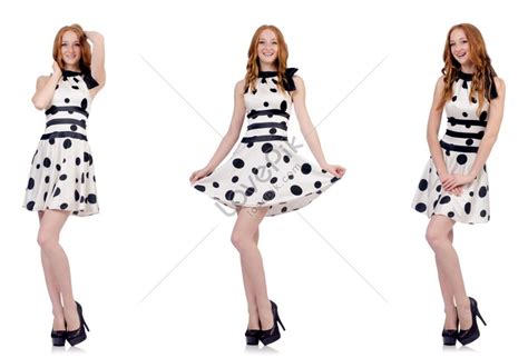 흰색 배경 사진에 고립 된 폴카 도트 드레스를 입고 젊은 여자 사진 무료 다운로드 Lovepik