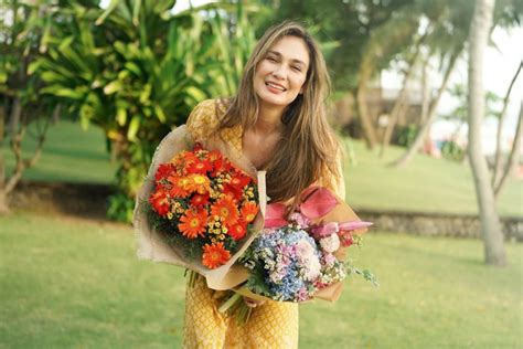 Berusia 39 Tahun Begini Penampilan Awet Muda Luna Maya