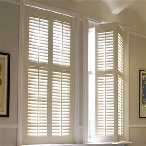 Security White Interior Shutter Basswood Plantation Shutters