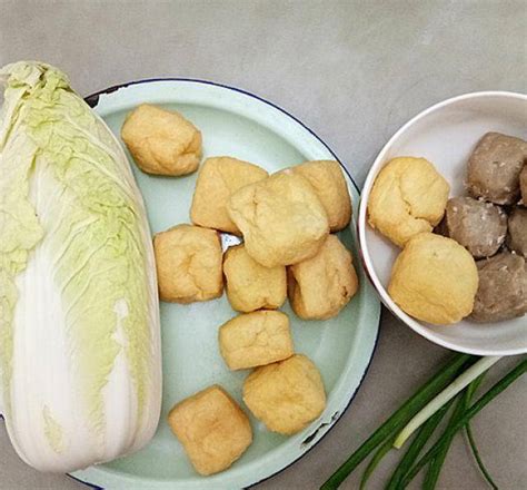 白菜丸子粉丝豆泡汤，温暖又开胃，简单易做膳食养生频道东方养生