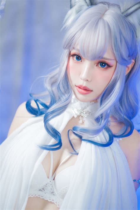 Elyee 지캣 이어 화이트 리본 V2ph