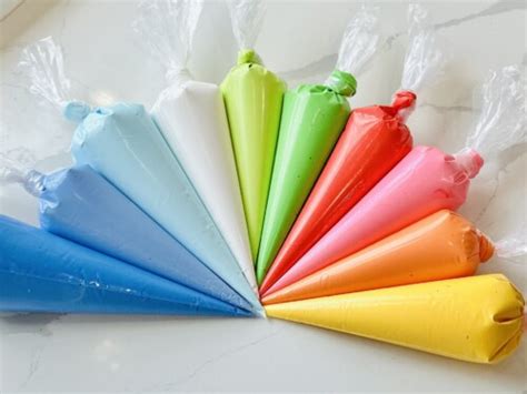 Easy Royal Icing Recipe For Cookies That Hardens Perfectly