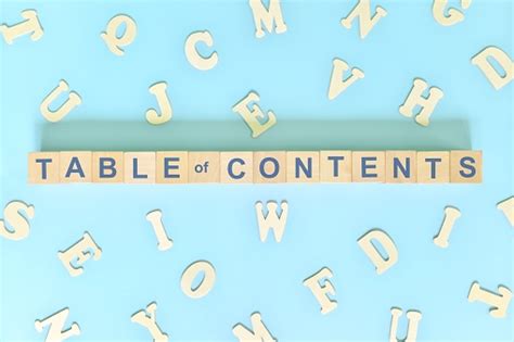 목차 책 개념의 일부 나무 블록 타이포그래피 단어 플랫은 파란색 배경에 놓여 있습니다 목차에 대한 스톡 사진 및 기타 이미지 목차 책 페이지 책 Istock