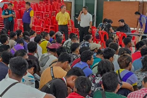 အယုဒ္ဓယပြည်နယ်မှာ ရာနဲ့ချီတဲ့ တရားမဝင် မြန်မာလုပ်သားတွေ ဖမ်းဆီးခံရ Ayeyarwaddy Times