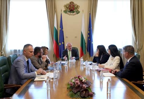 Главчев нареди максимално съкращаване на сроковете за изграждане на детската болница