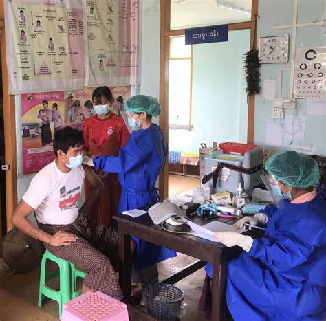 မိုင်းရယ်မြို့နယ် မြို့ပေါ်နှင့်ကျေးလက်ကျန်းမာရေးဌာခွဲများတွင် ကိုဗစ် ၁၉ ရောဂါ ကာကွယ် ဆေးများ ဆက