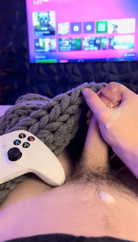 TW Pornstars Trevor Harris Twitter Who Wants To Play AM Dec