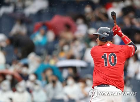 롯데 자이언츠 영원한 4번 타자 이대호 연합뉴스