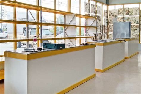 453 ร้านสุขสันต์โภคภัณฑ์ ชั้นวางสินค้า Pn