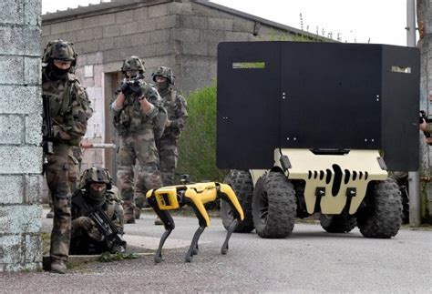 Boston Dynamics Robot Used In French Military Training In Combat Scenarios Defense Forces