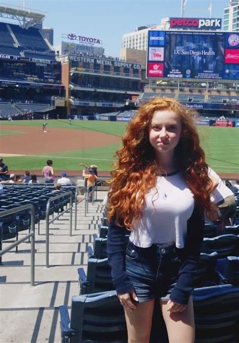 9 Hot Francesca Capaldi Bikini Pics