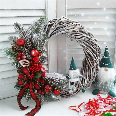 ДЕКОР ДЛЯ ДОМА МАСТЕР КЛАСС On Instagram Новогодний веночек из виноградной лозы Украшен